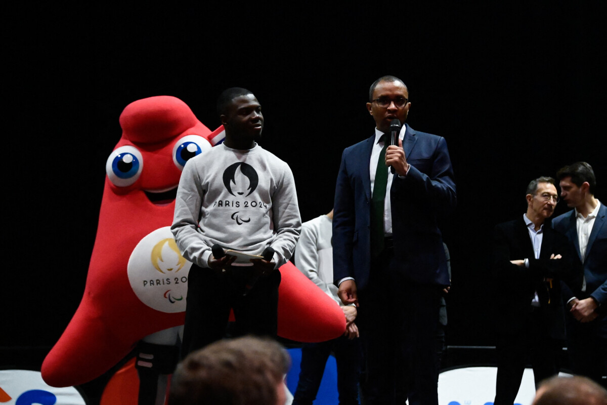 Photo : Pap Ndiaye lance la 7ème édition de la Semaine Olympique et ...