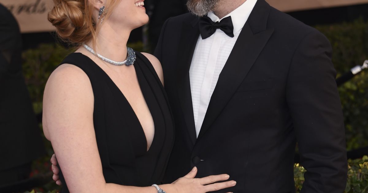 Amy Adams et son mari Darren Le Gallo - Tapis rouge de la 23ème soirée ...