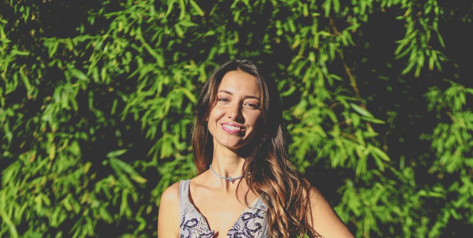 Exclusif - Delphine Wespiser défilant au milieu des avions lors du Gala ...