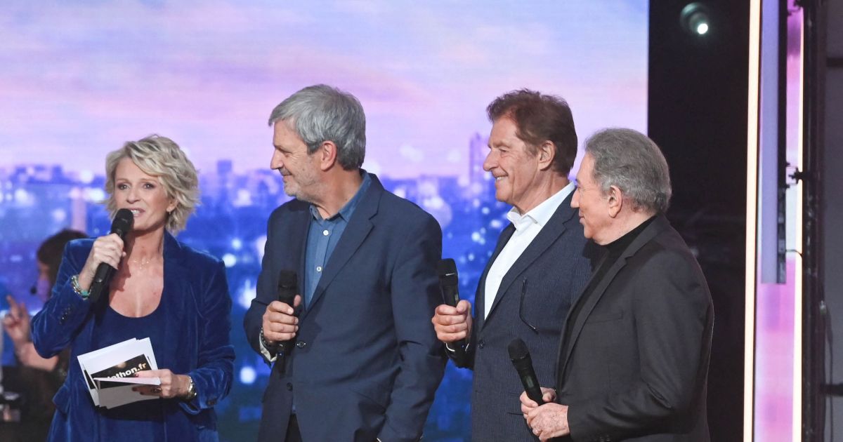 Kev Adams, Claude Sérillon, Sophie Davant, Patrick Chêne, Henri Sannier et Michel Drucker ...