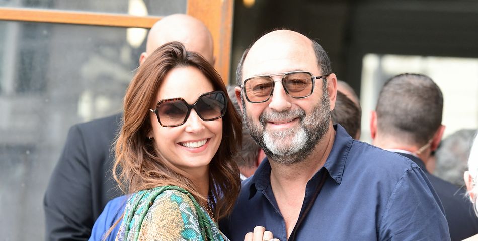Kad Merad et sa femme Julia Vignali - Mariage de Claude Lelouch à la mairie du 18ème à Paris. Le ...