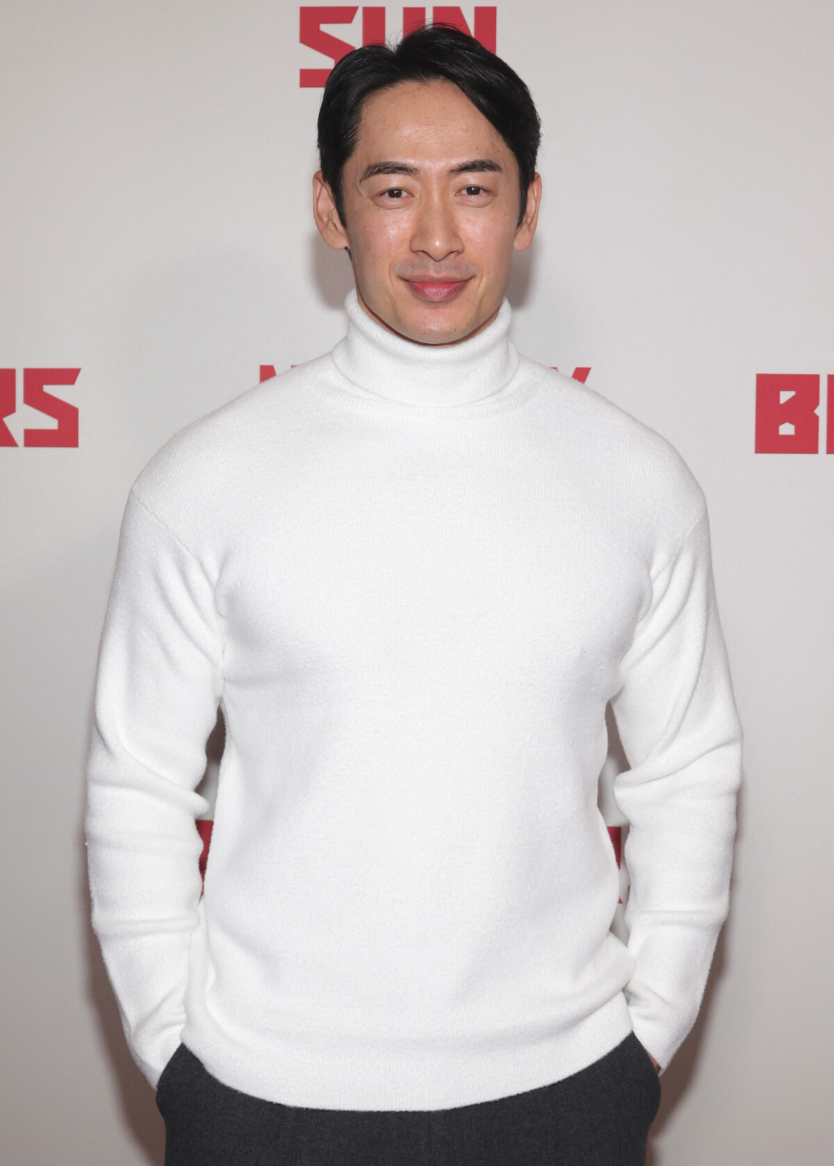 Photo : Johnny Chen at the Netflix Premiere Of The Brothers Sun at the ...