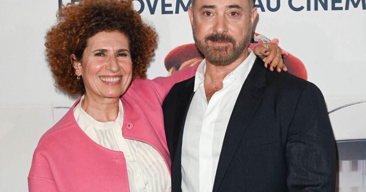 Guilaine Londez et Anthony Fabian - Avant-première du film Une robe pour Mrs Harris au cinéma ...