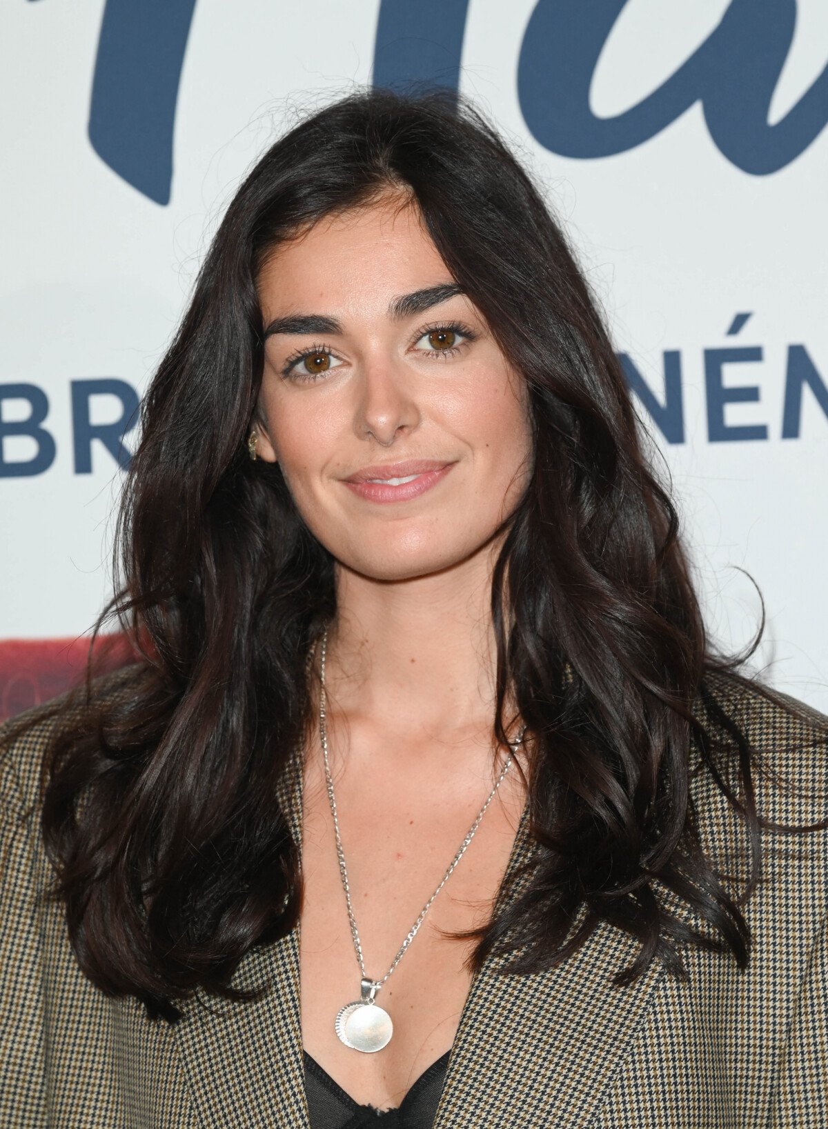 Photo : Lison di Martino - Avant-première du film "Une robe pour Mrs ...