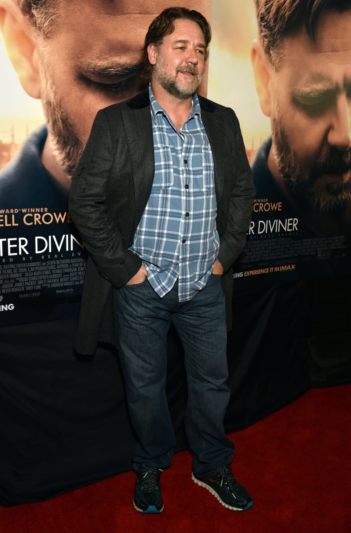 Photo : Russell Crowe à la première de « The Water Diviner » à Chicago ...