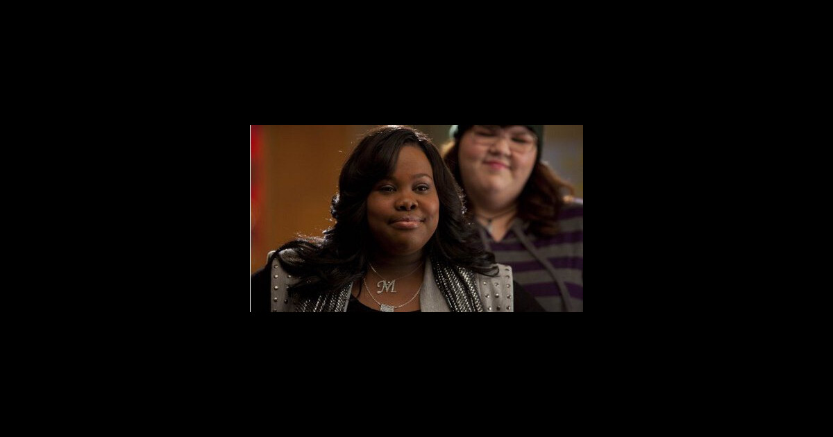Amber Riley de Glee ... BUZZ ... elle reprend Someone Like You, d'Adele ...