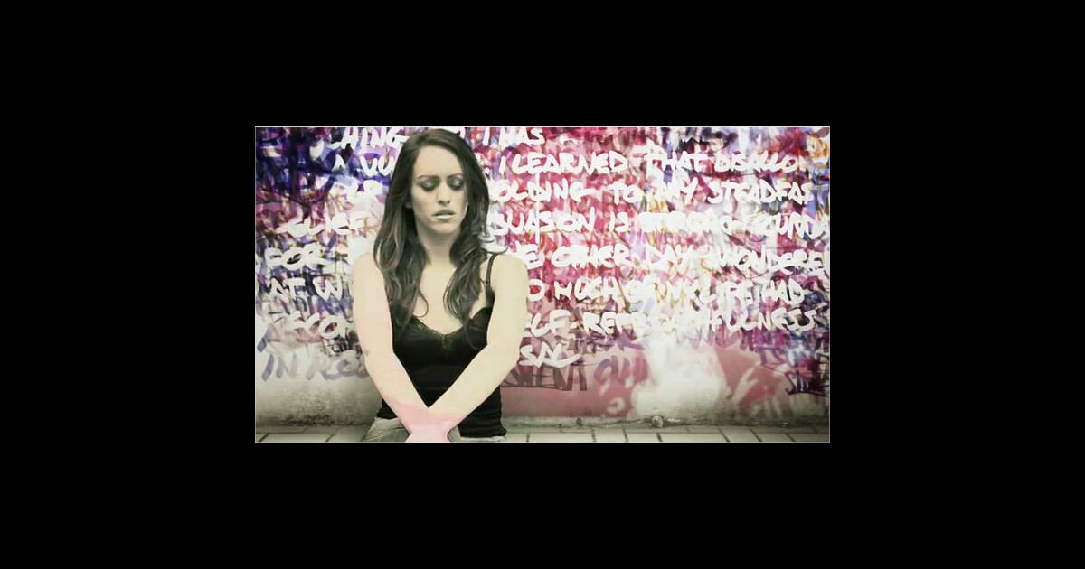 Rachel Claudio : Dissertation, son clip hip hop multicouleur - PureBreak
