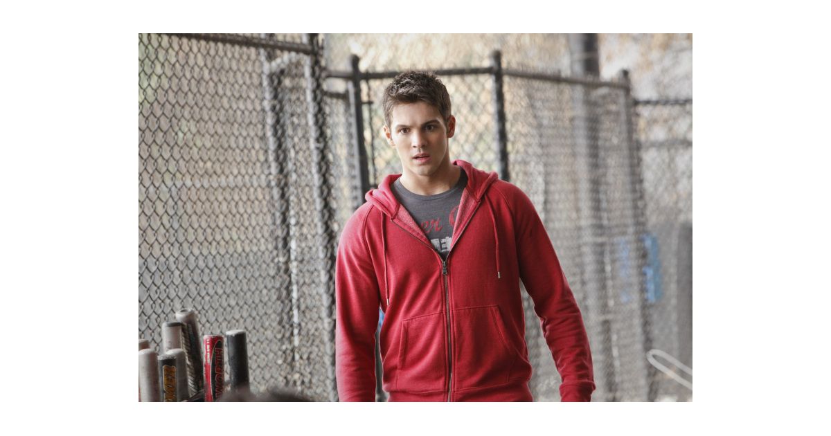 Jeremy va-t-il se laisser entraîner par Connor dans la saison 4 de ...