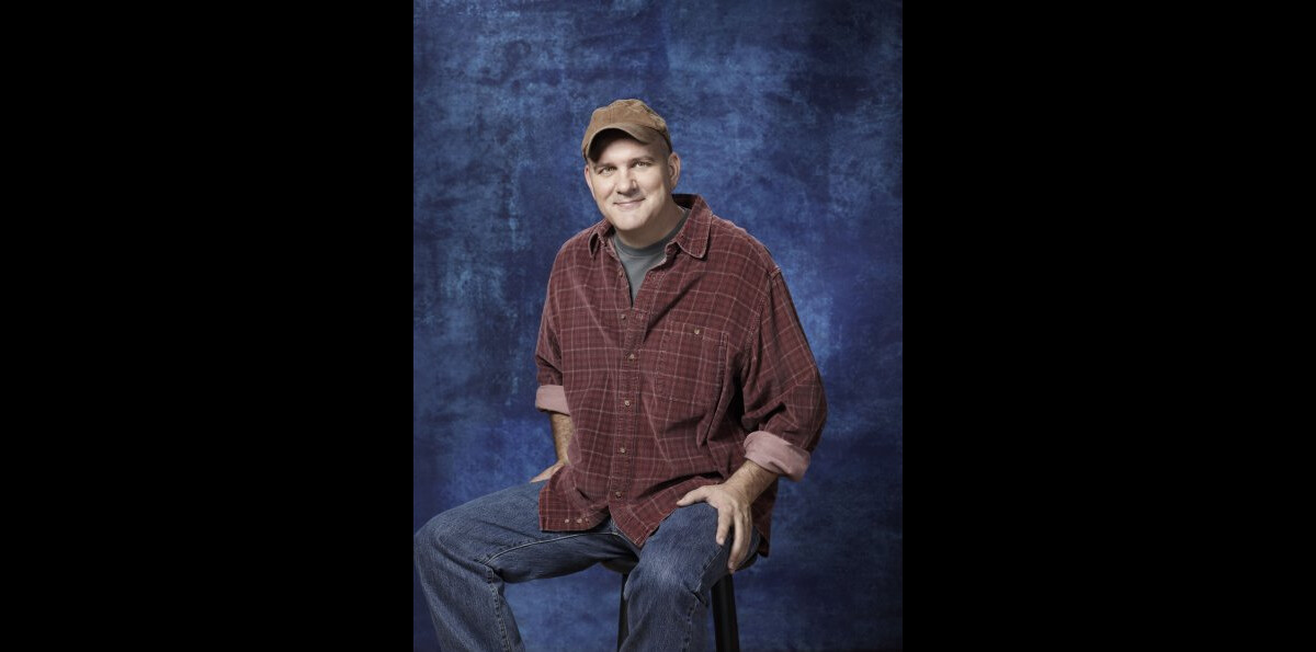 Photo : Burt Hummel, le père de Kurt dans Glee - PureBreak