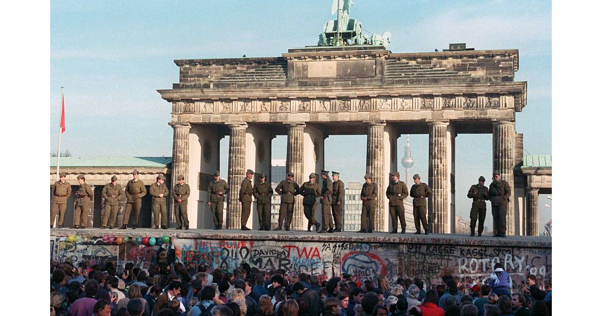 La chute du mur a eu lieu il y a 24 ans - Purebreak