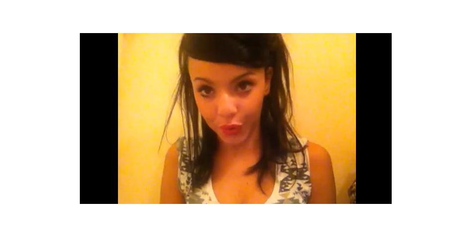 Niia Hall : sa nouvelle vidéo délirante balancée sur YouTube. - Purebreak