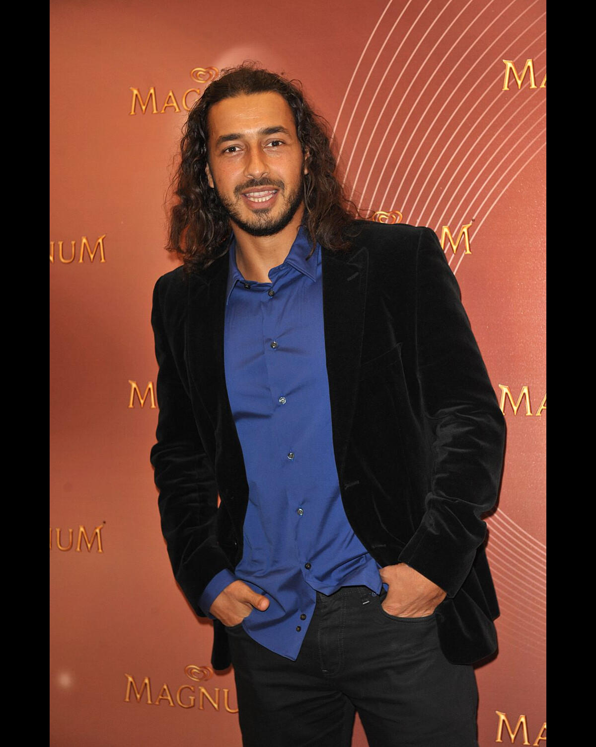 Photo : Moundir a gagné 15 836 euros grâce au poker - PureBreak