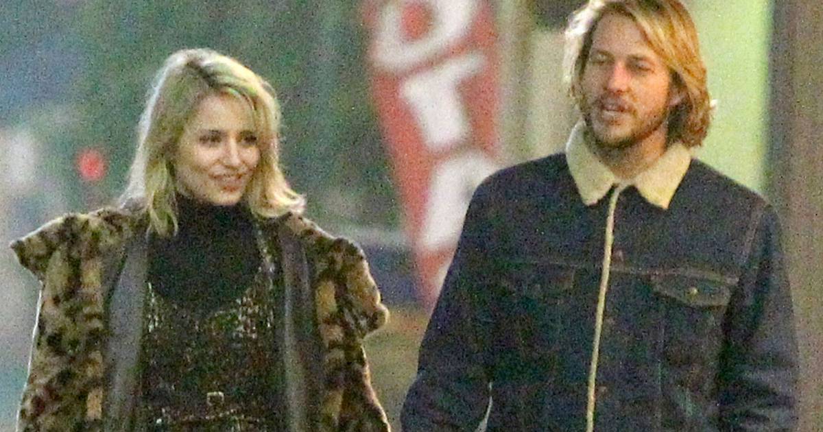 Dianna Agron main dans la main avec un beau blond, le 19 février 2015 ...