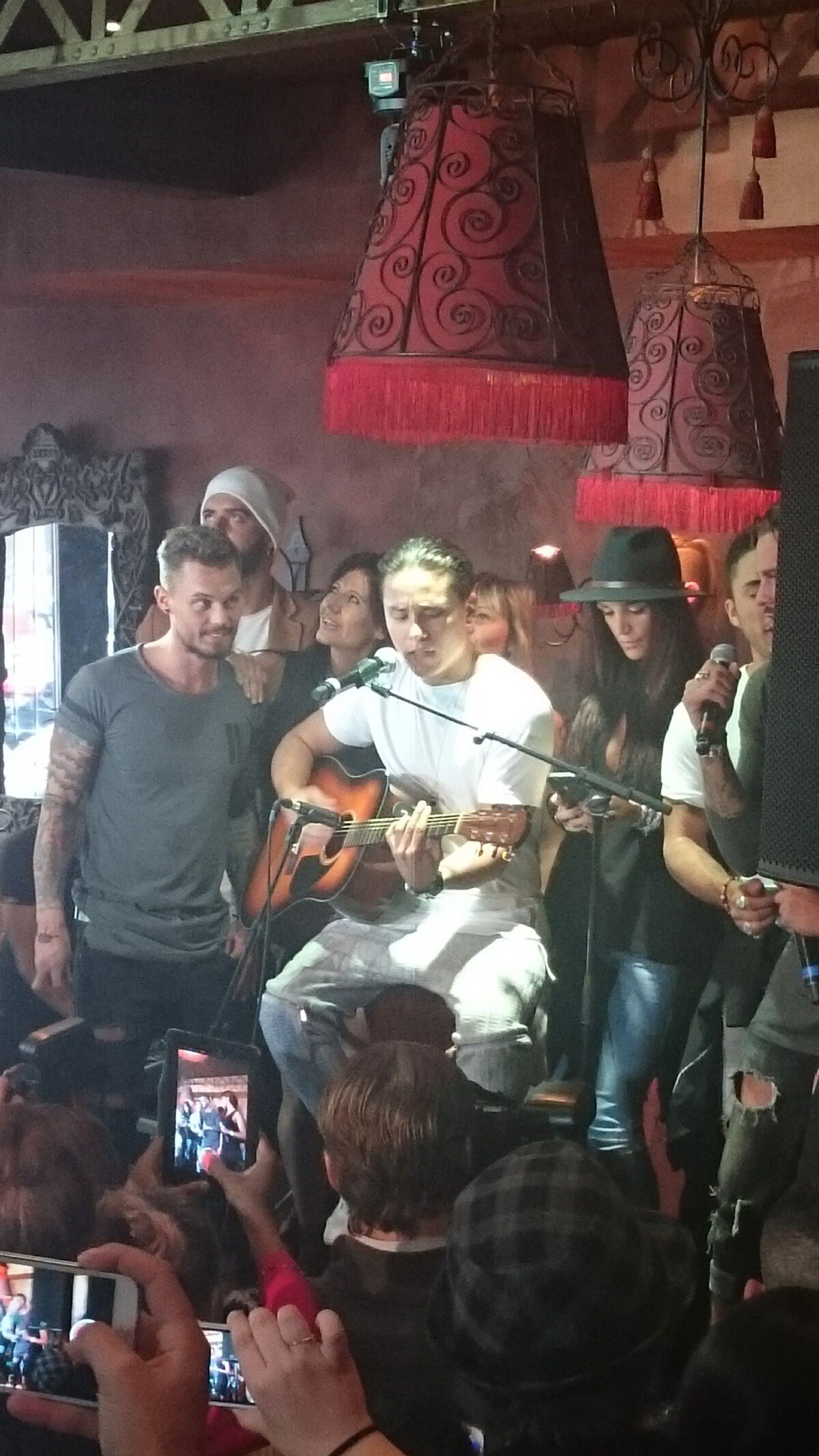 Photo : Les Anges 7 : Jon Ali et les autres candidats reprennent l ...