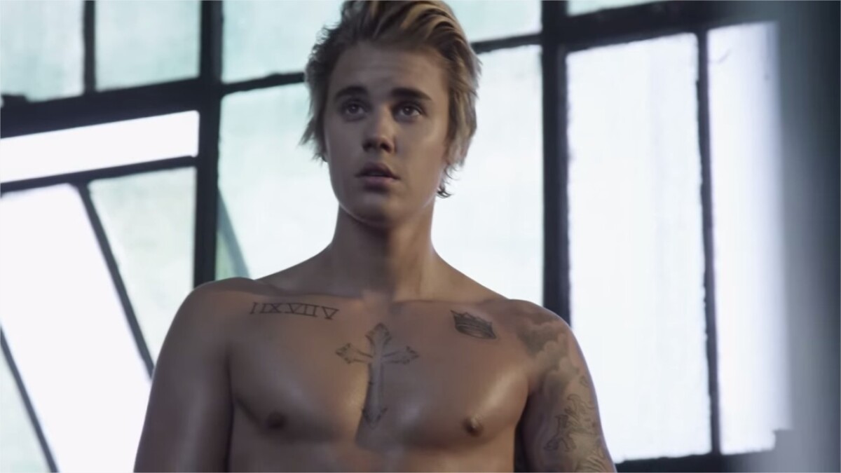 Photo : Justin Bieber : sexy et musclé pour Cosmopolitan (septembre ...