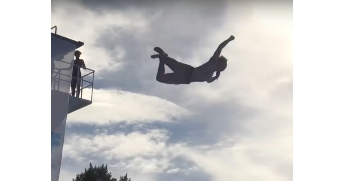 Le concours de plongeon le plus WTF au monde (vidéo) - Purebreak