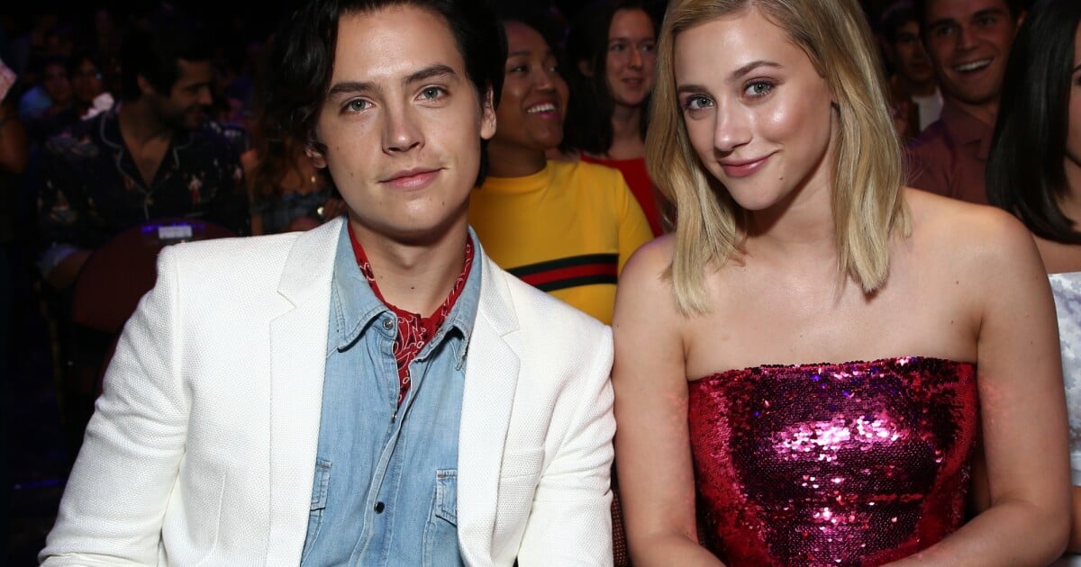 Cole Sprouse sur son couple avec Lili Reinhart : "Ce n'est pas une ...