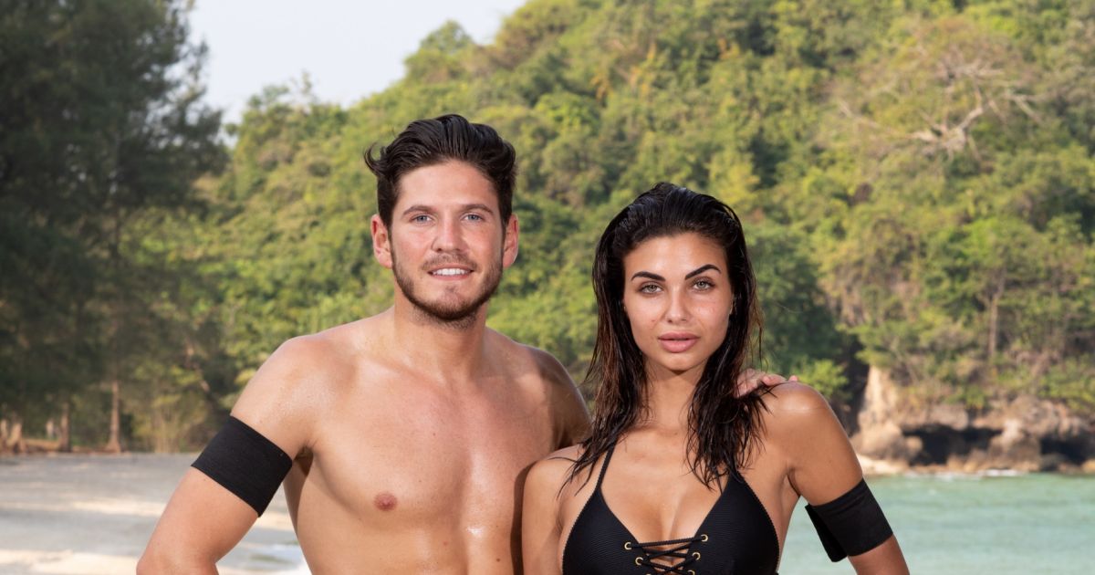 Moundir et les apprentis aventuriers 4 : Sébastien Dubois et Nathanya forment l'équipe noire ...