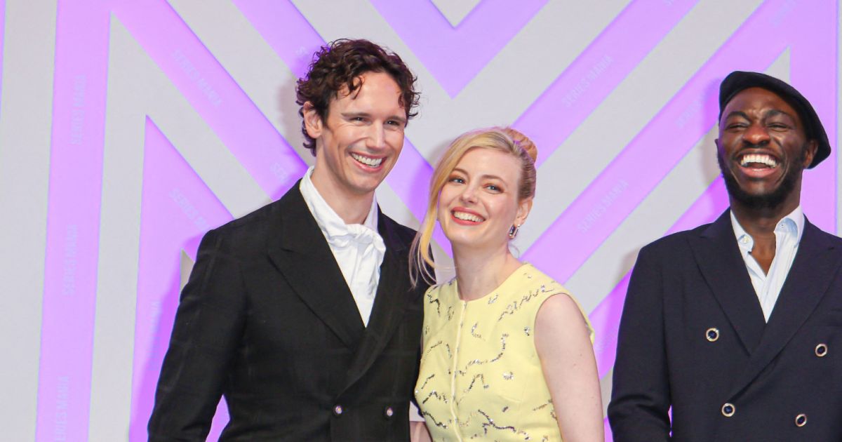 Cory Michael Smith, Gillian Jacobs et Ralph Amoussou - Photocall de la ...