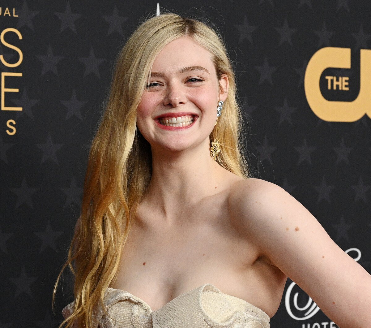Photo : Elle Fanning au photocall de la 28ème cérémonie des "Critics' Choice Awards" à Los ...