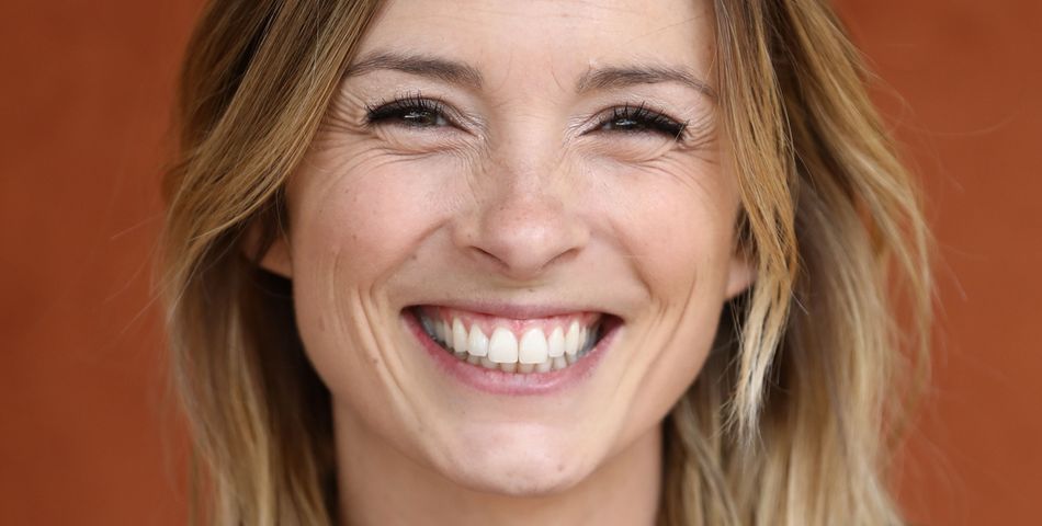 Isabelle Ithurburu au village lors des internationaux de France de ...