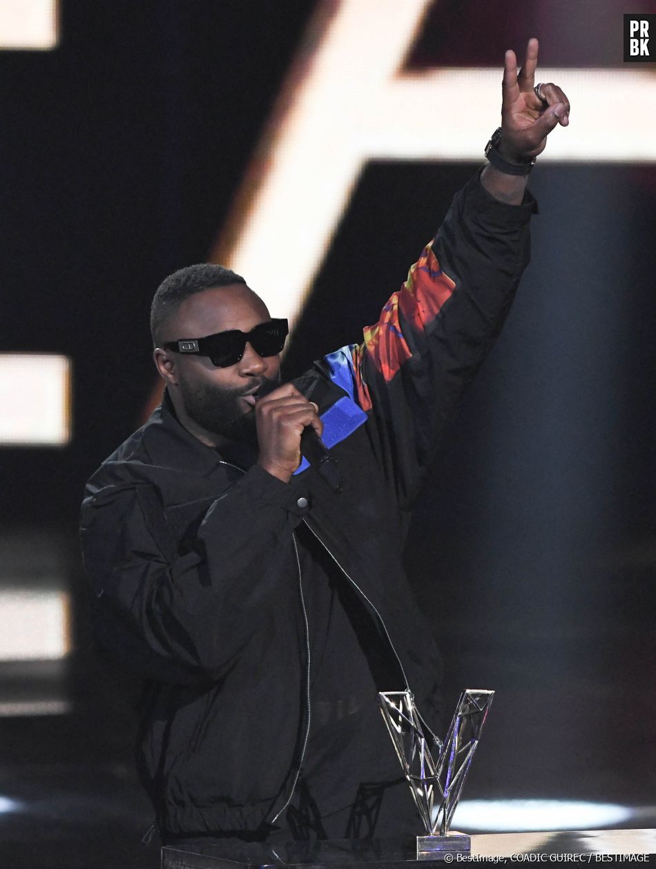 "C'est un orgasme" : Gradur fait monter une mamie dans sa Lamborghini ...