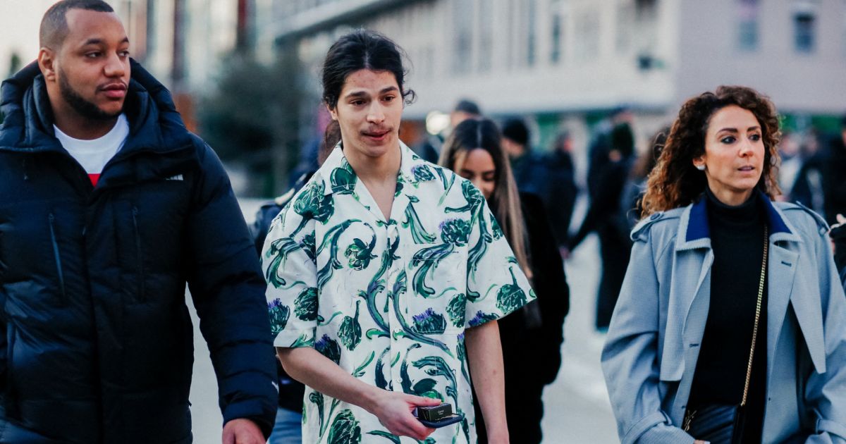 Street style, Moha La Squale (Mohamed Bellahmed) arrive au défilé ...