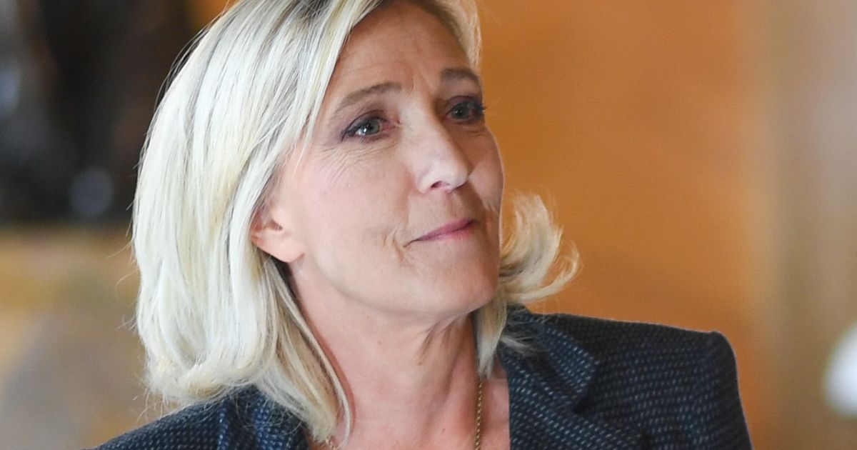 Marine Le Pen, présidente du groupe Rassemblement national à l ...