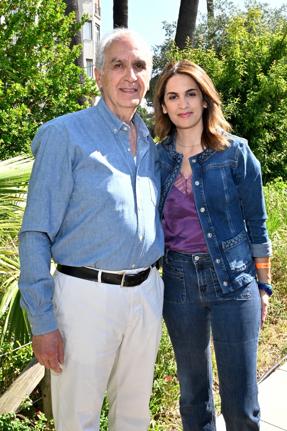 Photo : Sonia Mabrouk et son père durant la 27ème édition du Festival du Livre de Nice, installé ...
