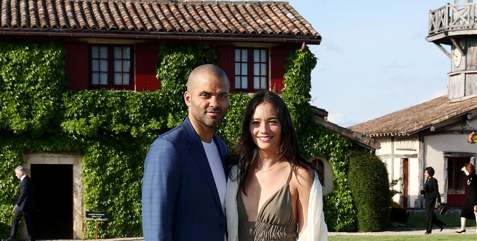 Semi Exclusif - Tony Parker et sa compagne Alizé Lim lors de la fête de la fleur et l ...