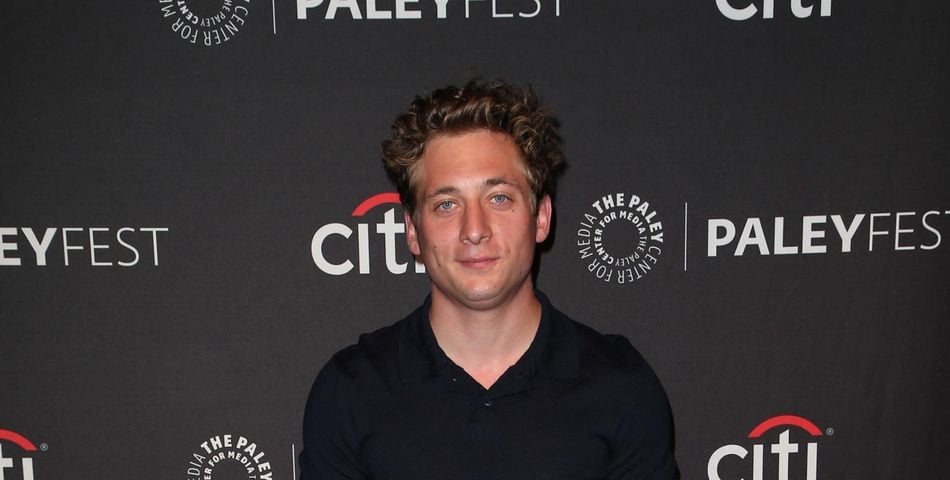 Jeremy Allen White à la 11e édition annuelle de « Paleyfest Fall TV ...