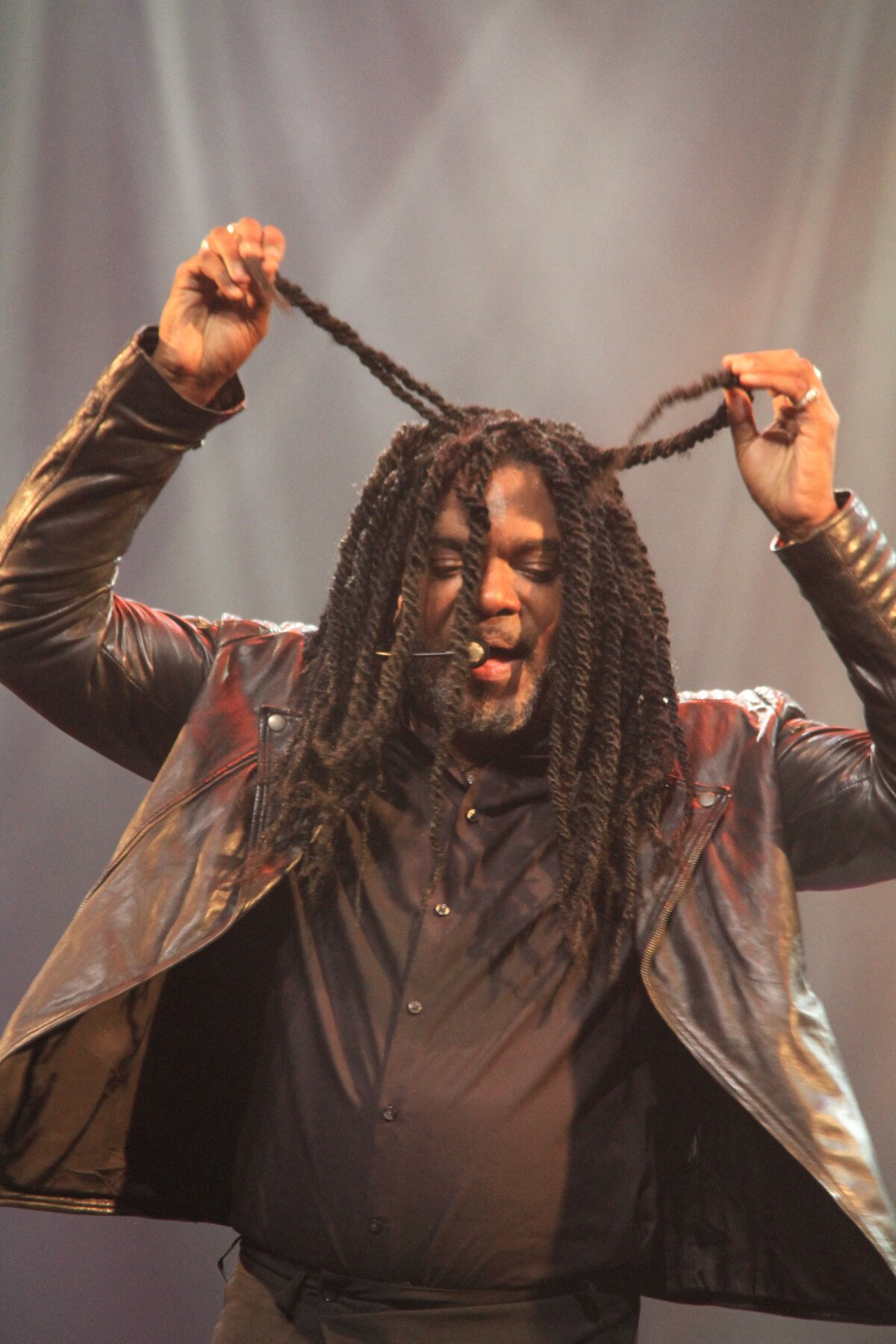 Photo : Exclusif - Anthony Kavanagh - sur la scène du Casino de Paris ...