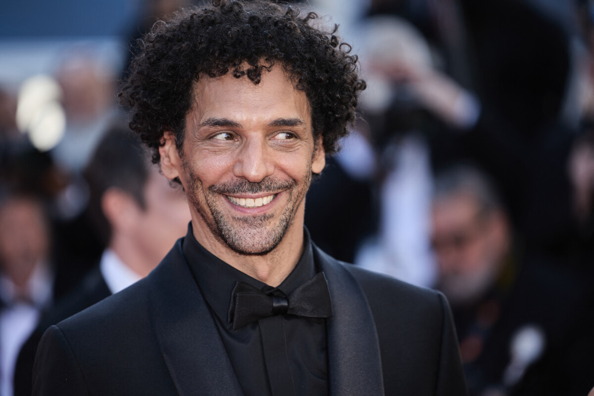 Photo : Tomer Sisley - Montée des marches du film « Emilia Perez » lors ...