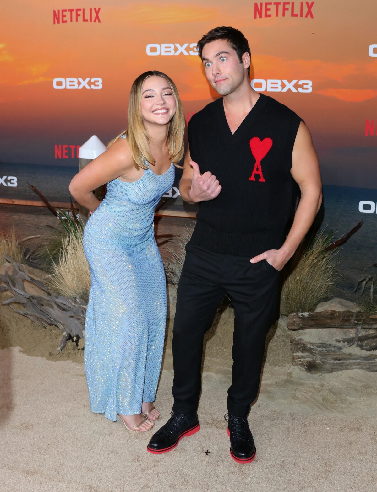 Photo : Madelyn Cline, Austin North - Première de la saison 3 de la série Netflix "OBX 3 Outer ...