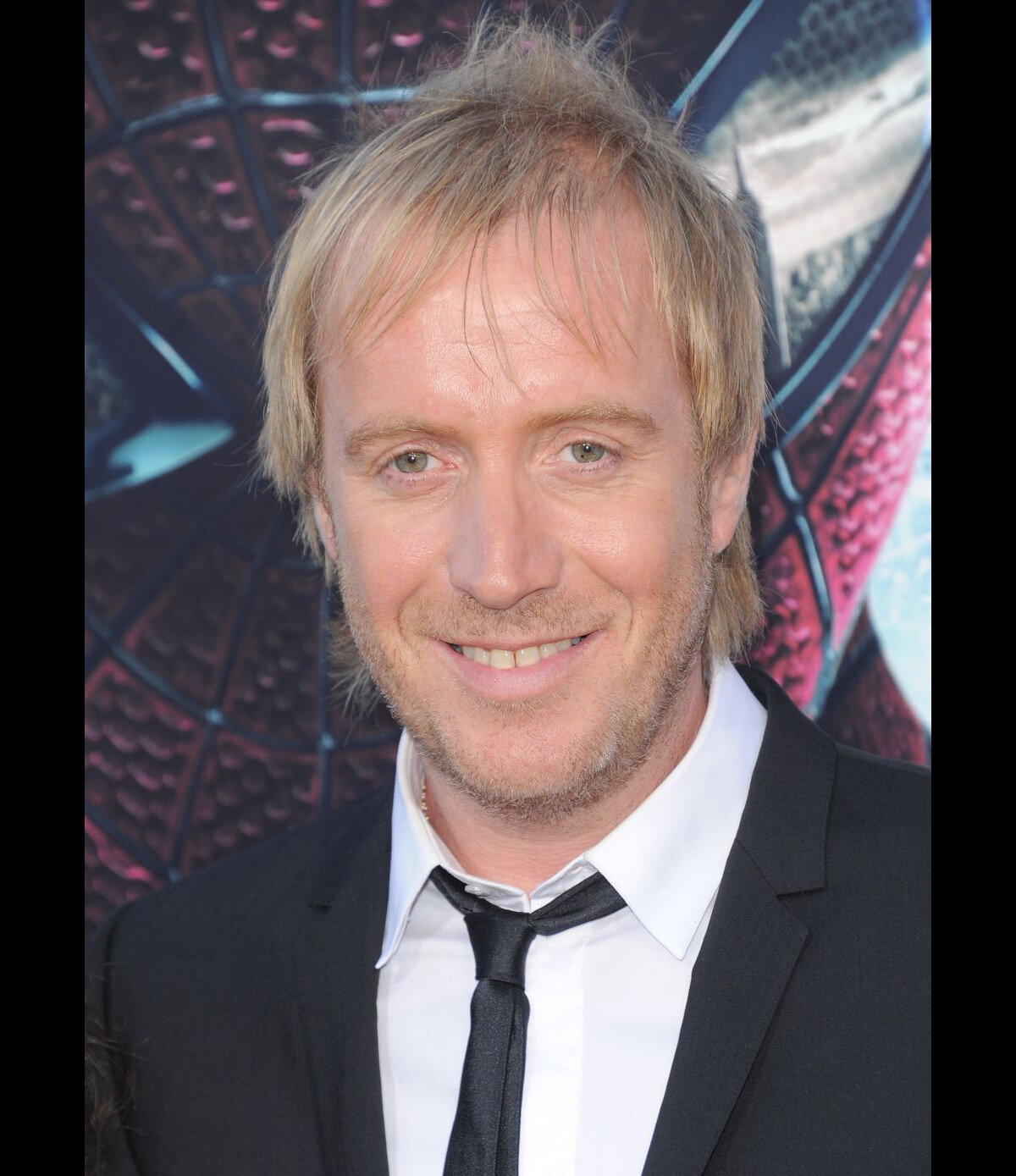 Photo : Elementary saison 2 : Rhys Ifans débarque dans le show - PureBreak