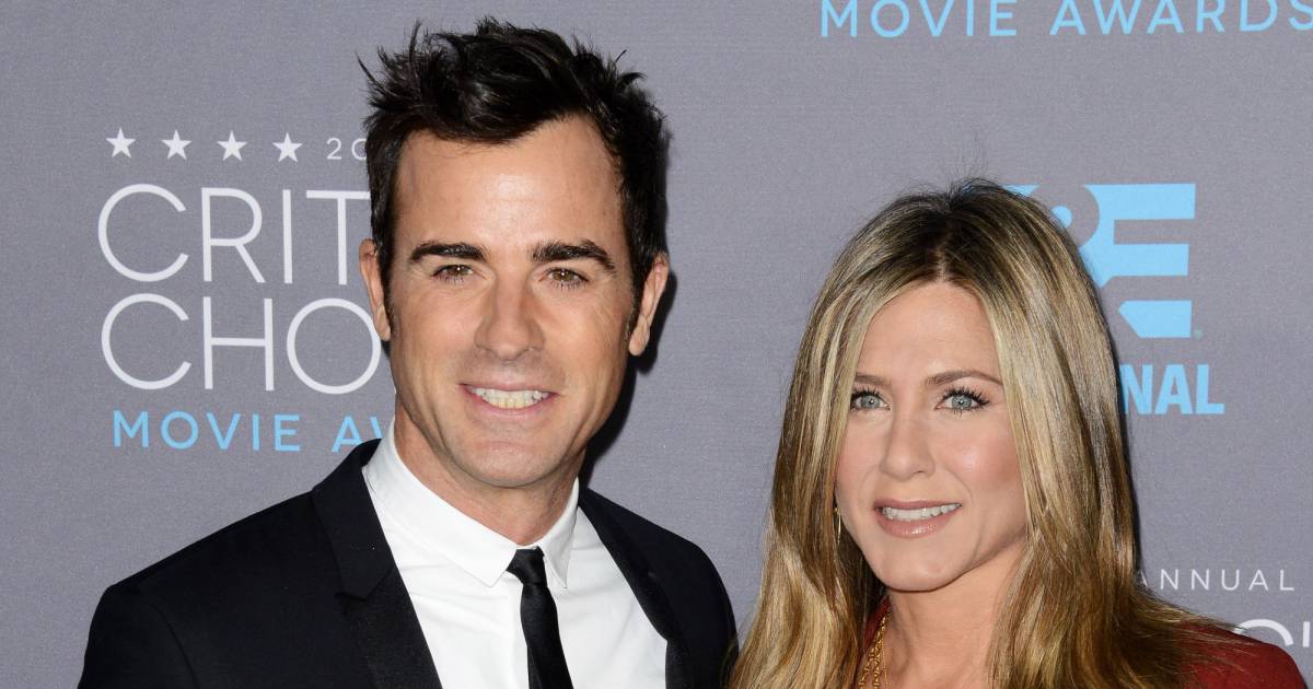 Jennifer Aniston et son compagnon Justin Theroux sur le tapis rouge de ...
