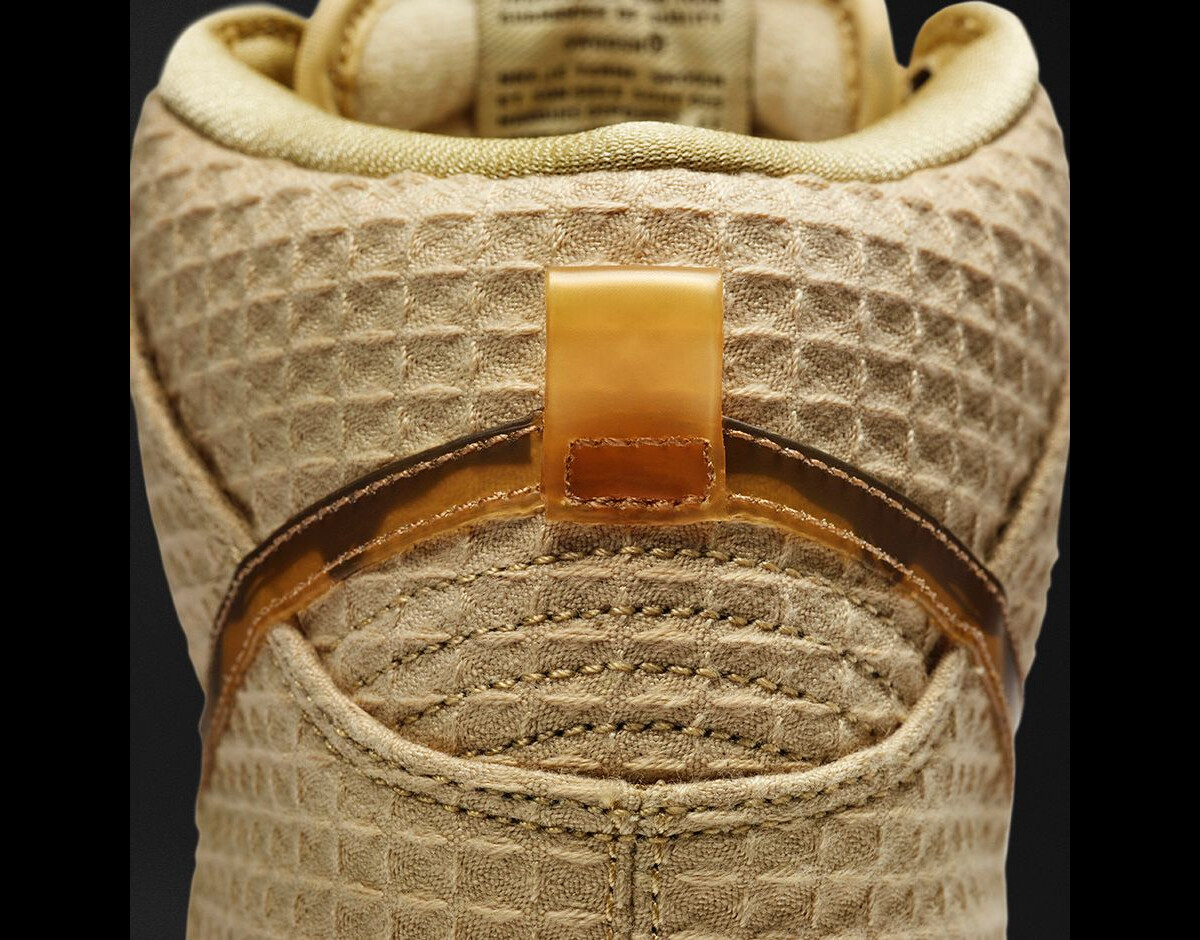 Photo : Nike SB DUNK HIGH PREMIUM "WAFFLE" : les baskets hommage au ...