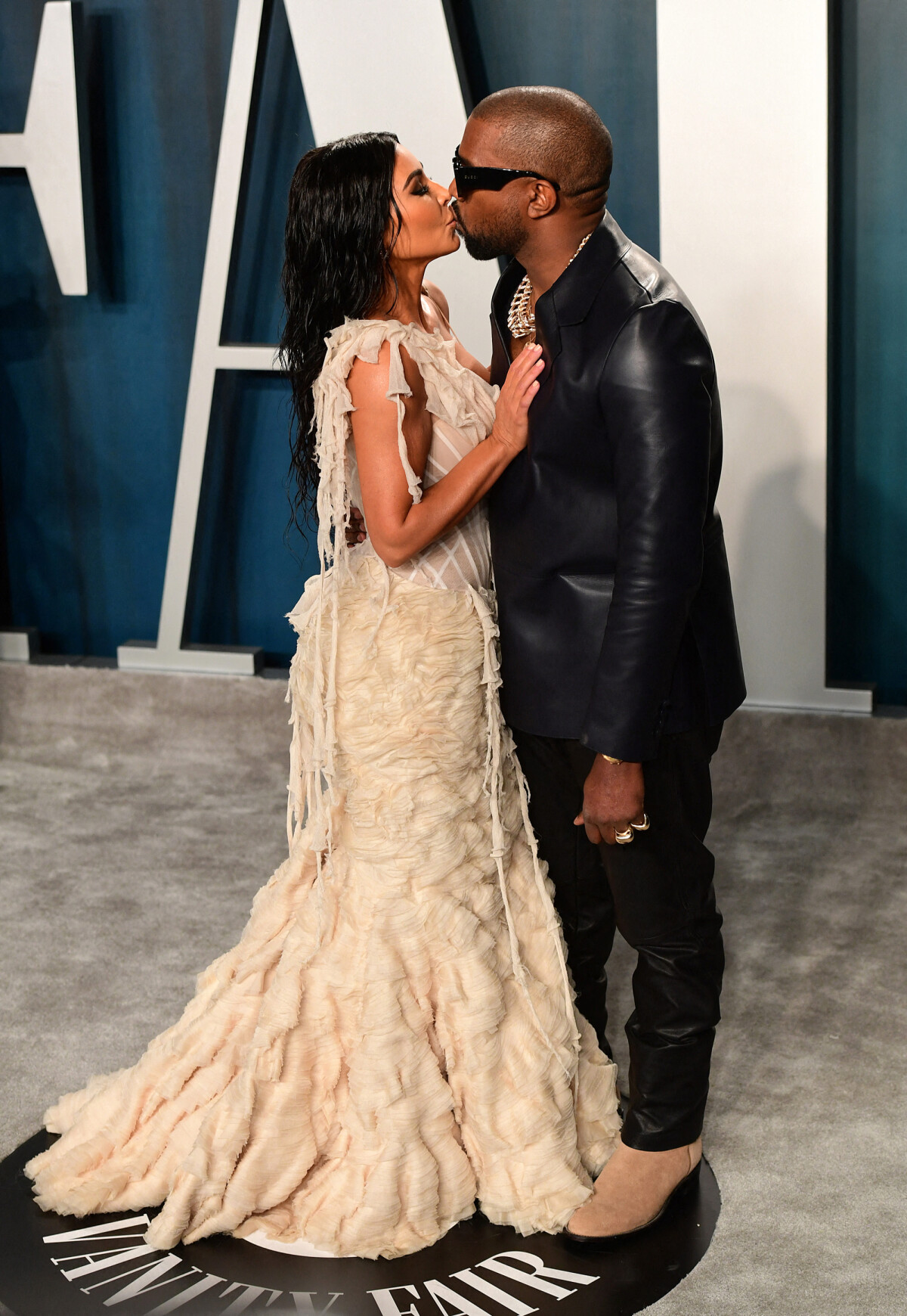 Photo : Oscars 2020 : Kanye West et Kim Kardashian sur le red carpet ...