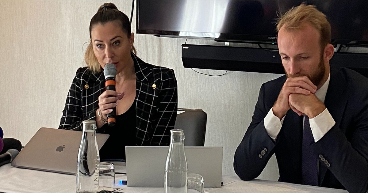 "Je me retrouve limite accusée" : Magali Berdah répond à ceux qui ...