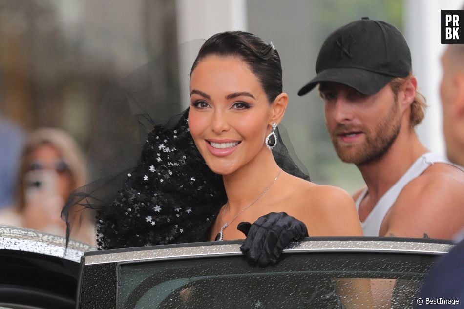Pire qu'une chute sur le tapis rouge : Nabilla Benattia passe une ...
