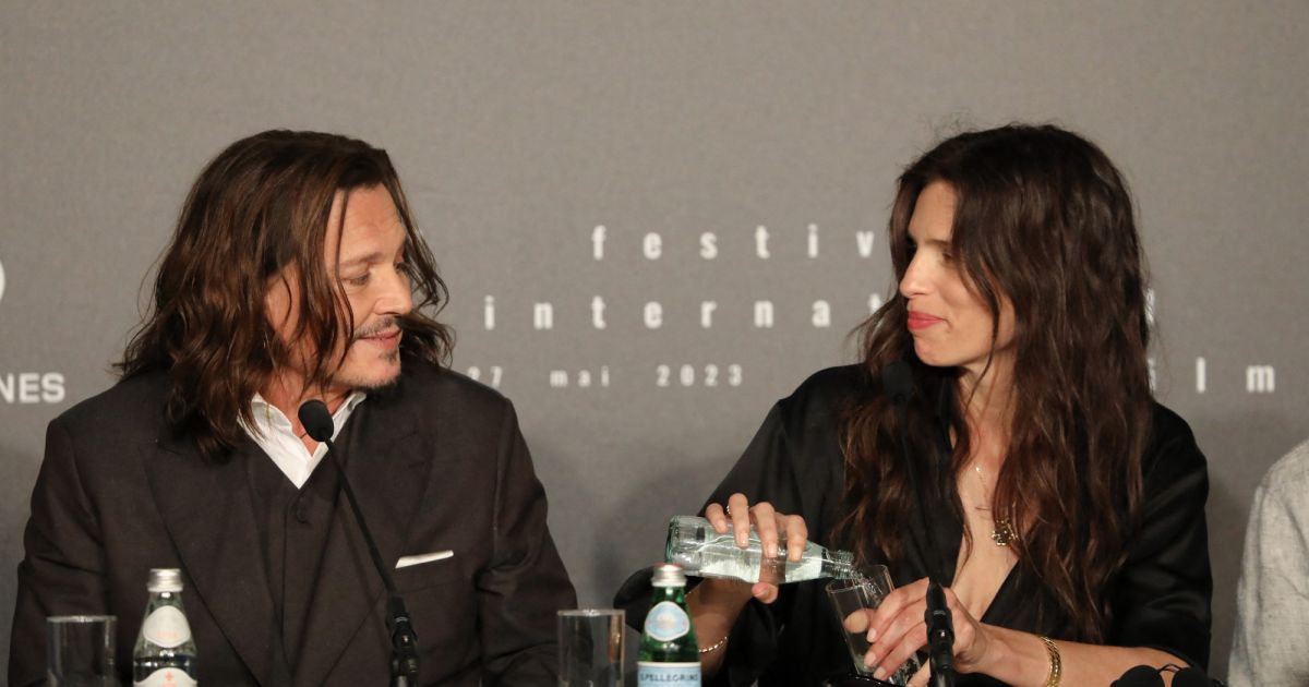 Johnny Depp et Maïwenn Le Besco - Conférence de presse du film Jeanne ...