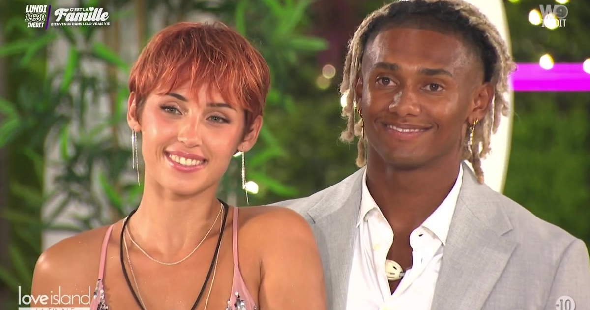 "J'ai cru au début que c'était une blague" : Perle et Valentin fiancés ...