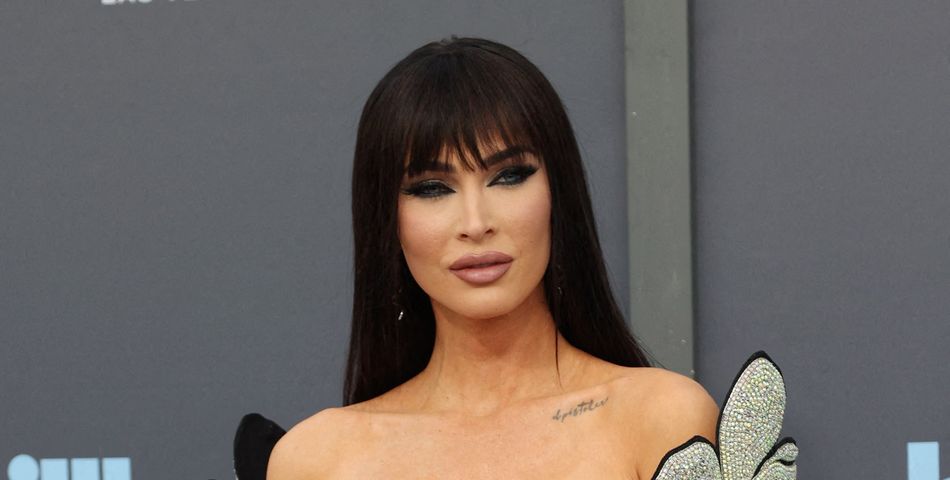 Megan Fox at arrivals for 2022 Billboard Music Awards - Arrivals 1, MGM ...