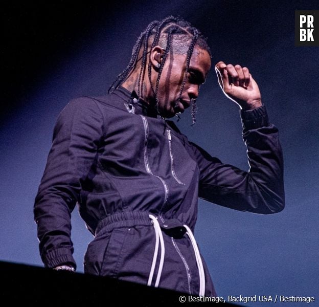 Malgré l'annulation du concert de Travis Scott, des fans font la teuf ...