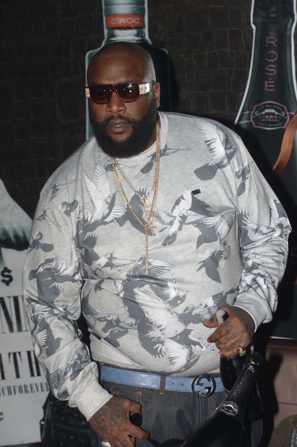 Photo : Preuve que même s'il est moins actif musicalement, il est ...