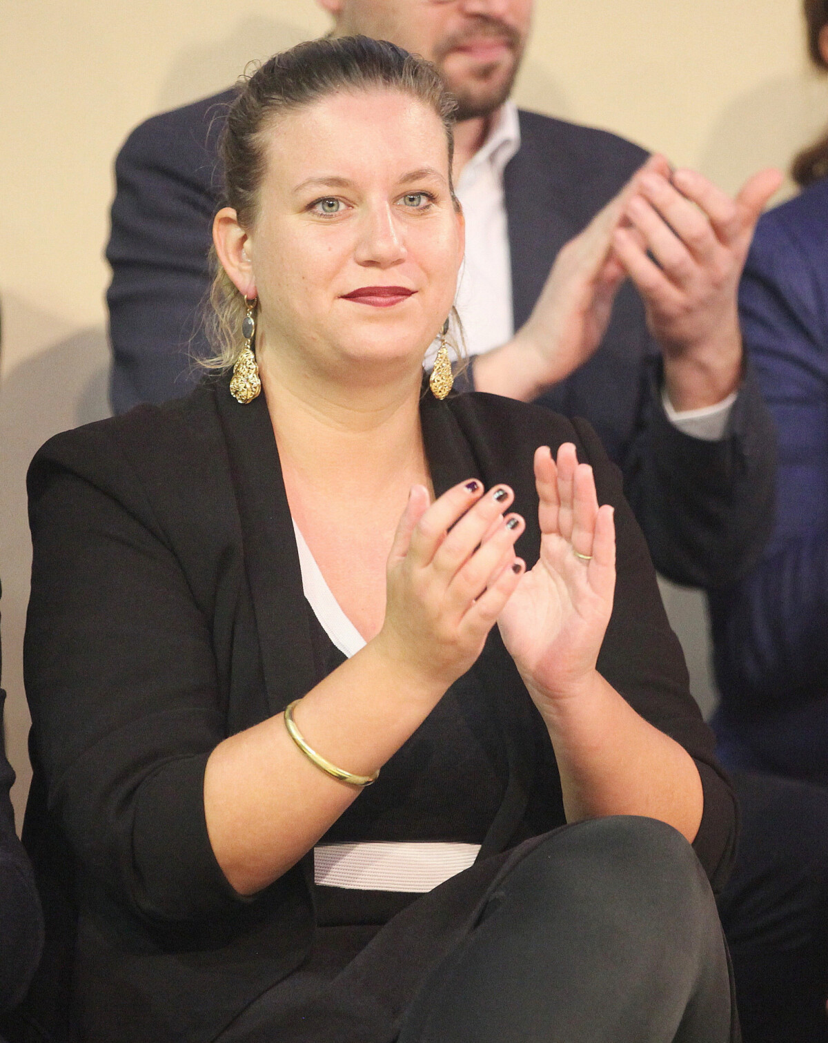 Photo : Meeting de la Nupes sur les retraites en presence de Mathilde ...