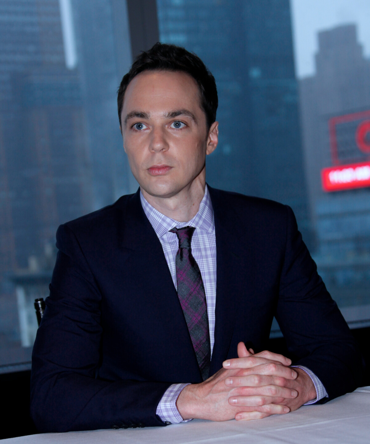Photo : Jim Parsons en conférence de presse pour le film "Home". Le 14 ...