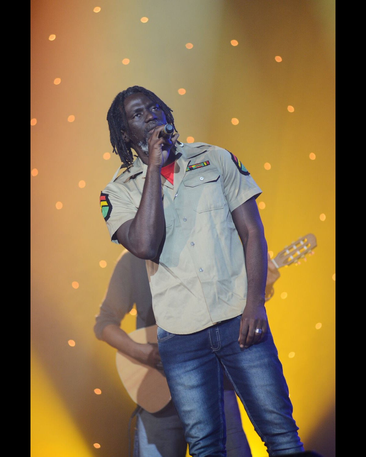 Photo : Tiken Jah Fakoly n'échappe pas aux tentatives de racket en ...