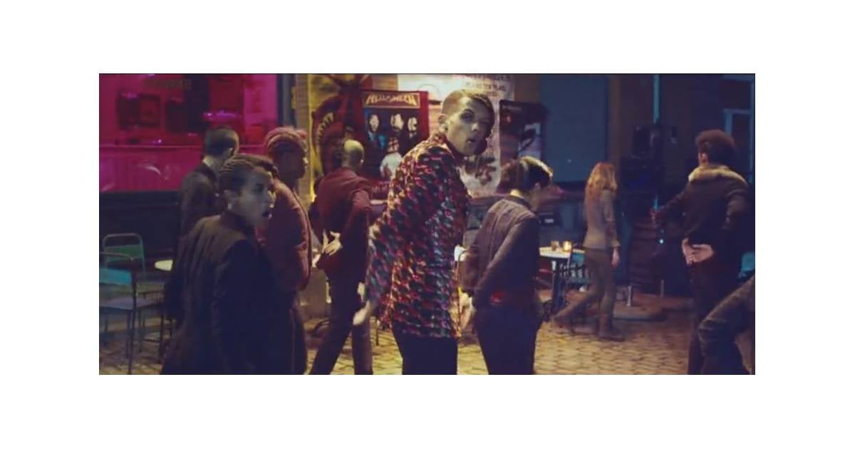 Stromae - Tous les mêmes, le clip officiel extrait de l'album Racine ...