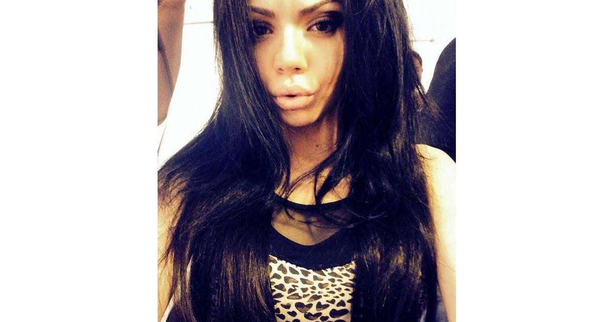 Niia Hall en mode amitié avec les candidats de télé-réalité - Purebreak